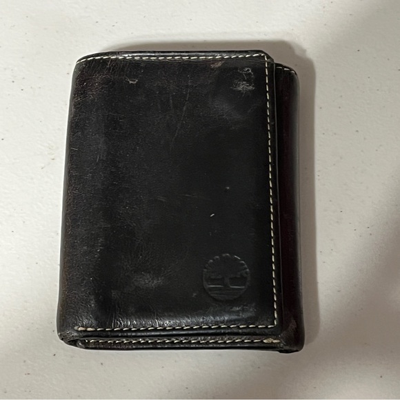 Timberland | Bags | Timberland Leather Trifold Wallet | Poshmark